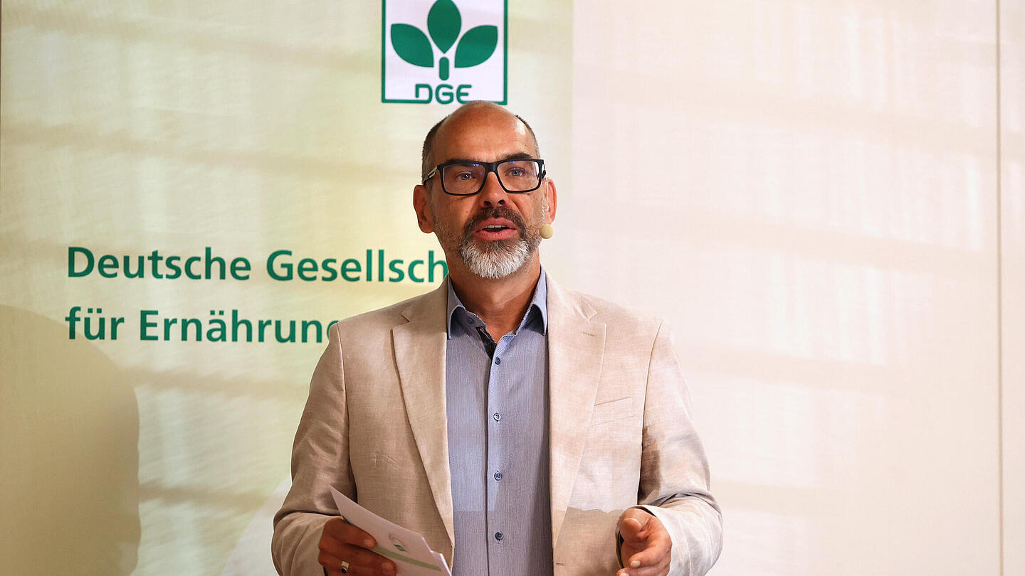 Gemeinschaftsverpflegung: Zukunftsfähig und wichtiger denn je | DGE